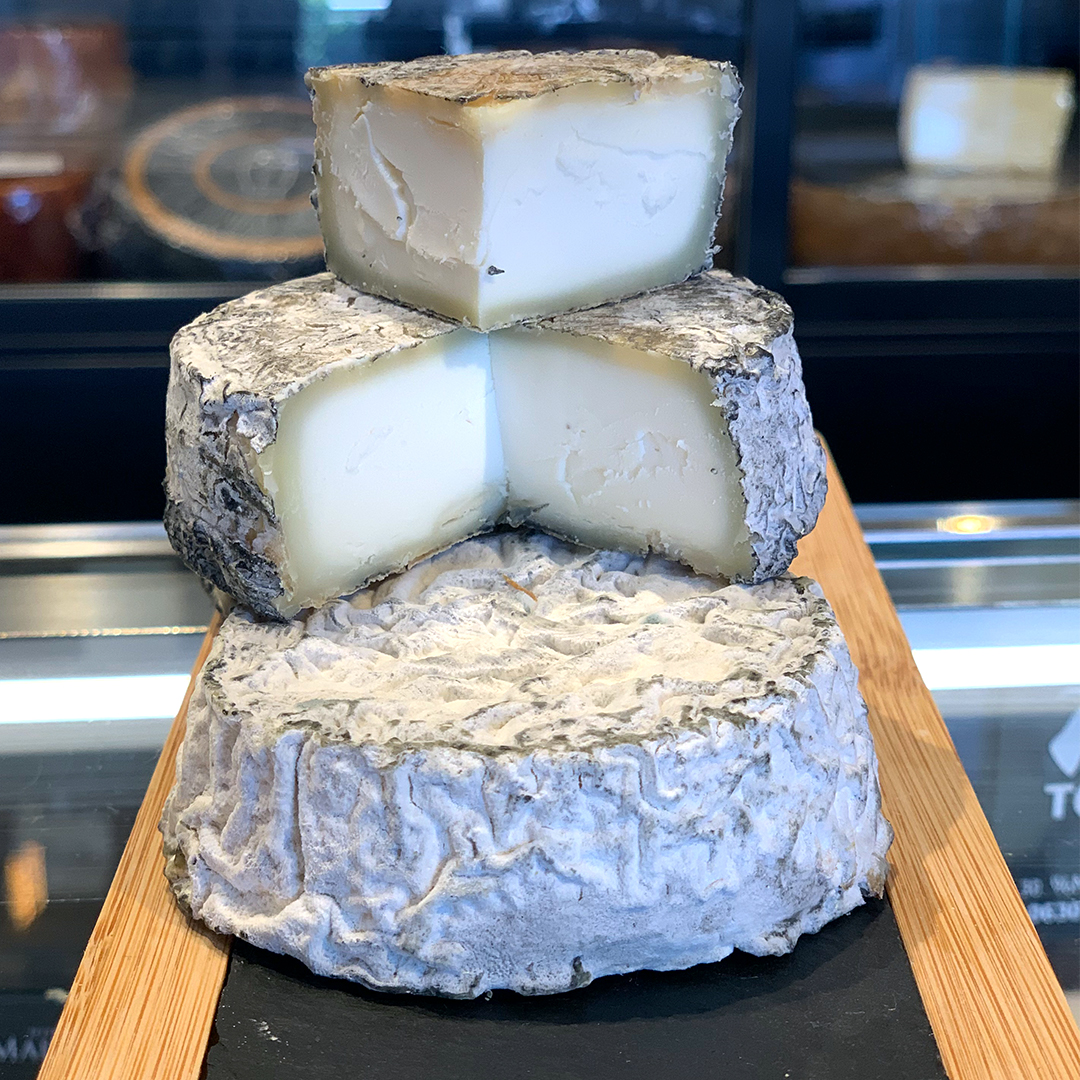 Le fromage Selles-sur-Cher par la fromagerie Maison Lorho, Strasbourg